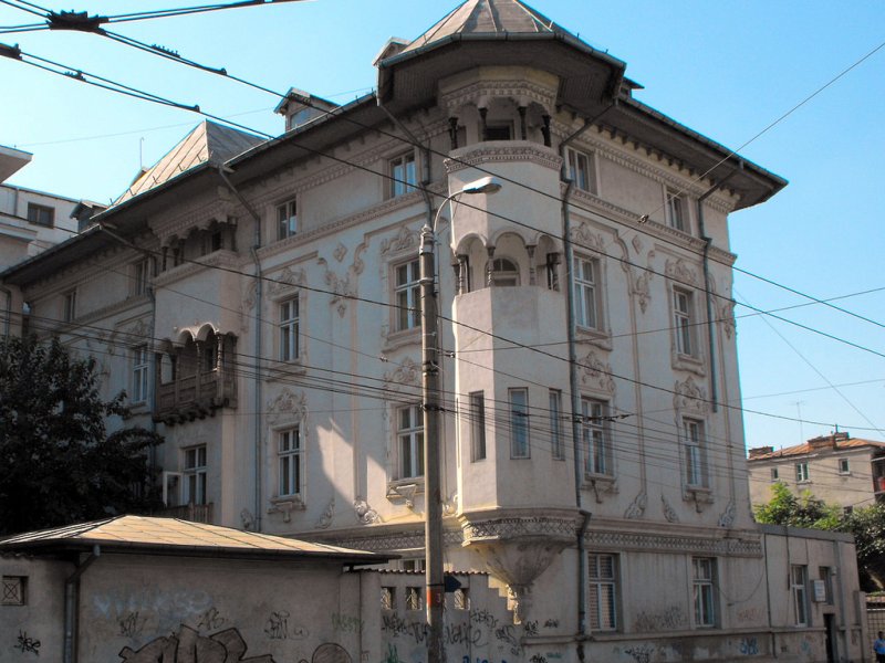 Polizu Maternity Hospital - Discover this place in Bucharest