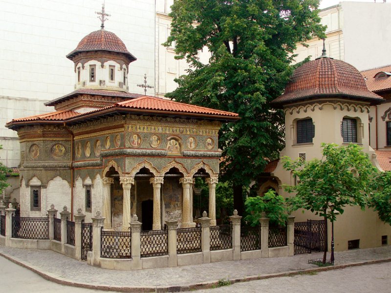 The Church of Stavropoleos Monastery - Discover this place in Bucharest